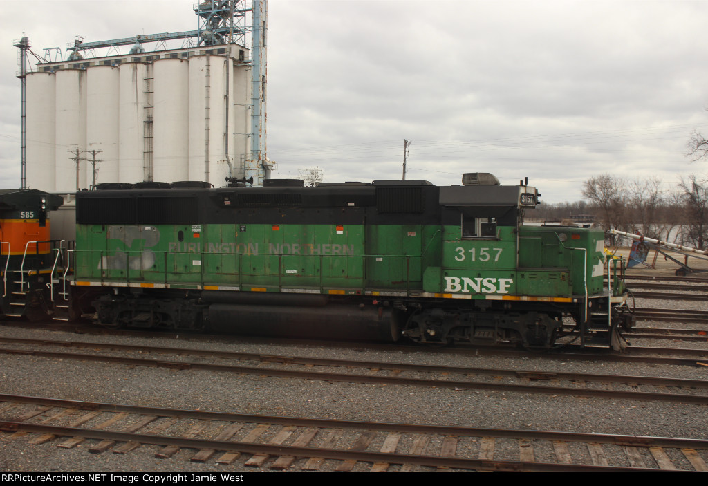 BNSF 3157